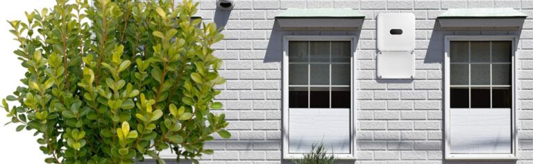 故障したかも？！太陽光パワコンの修理や交換、費用はいくら？ | 電池バンク